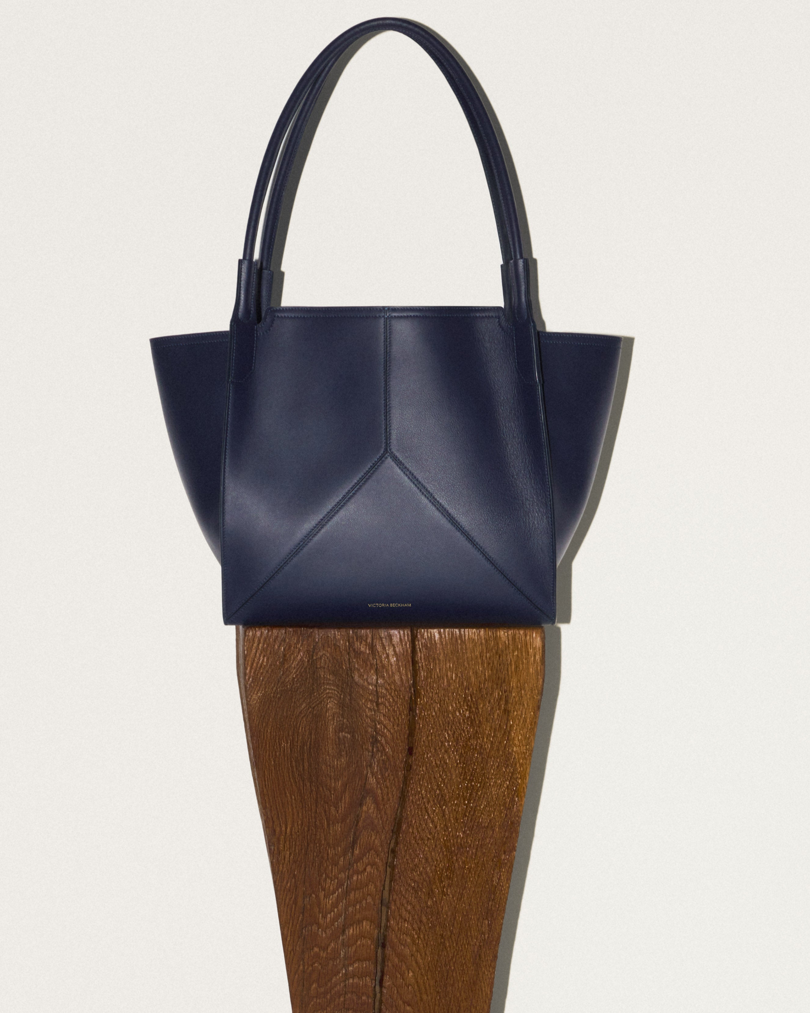 Tote Bags | Shop Luxury Handbags – Victoria Beckham Inc